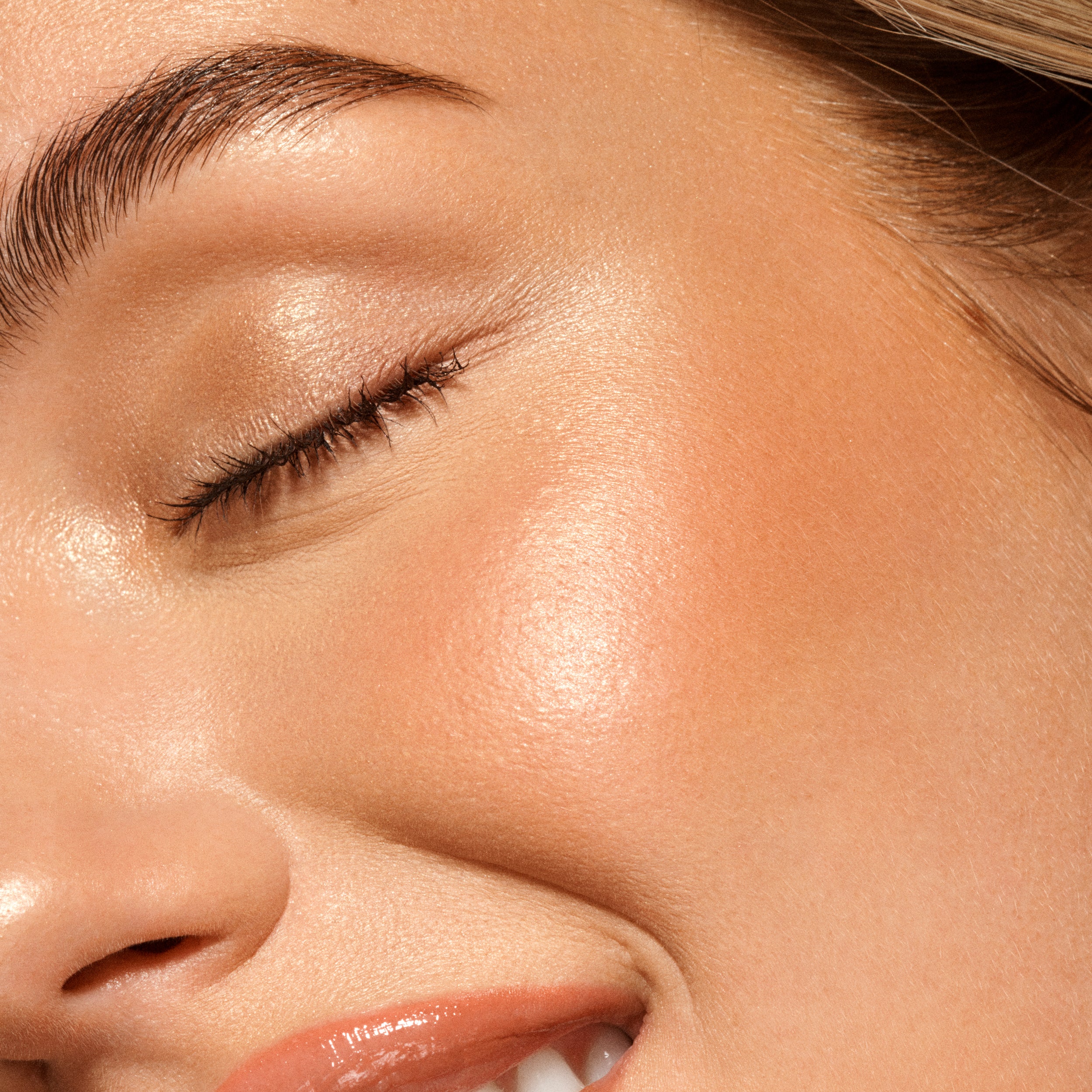 Sunset Blush Balm Pesca | Soft Peach Liquid Blush | VIEVE